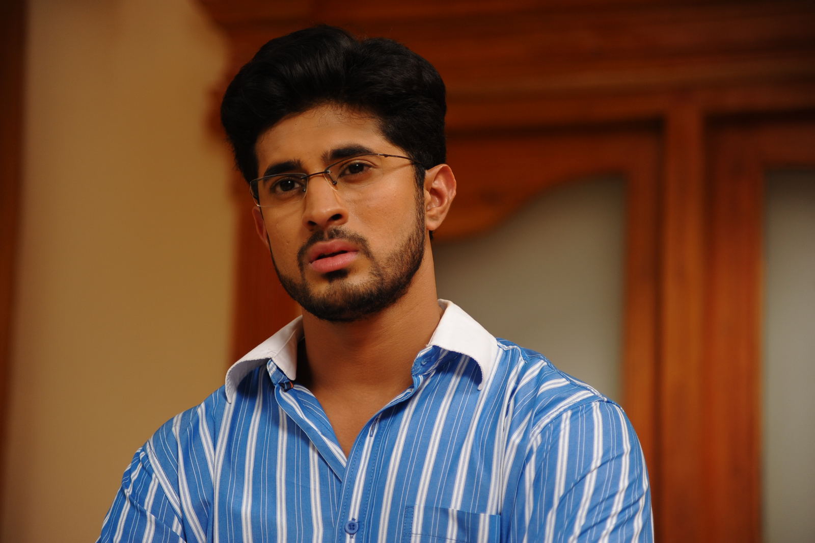 Rushi Telugu Movie Latest Stills