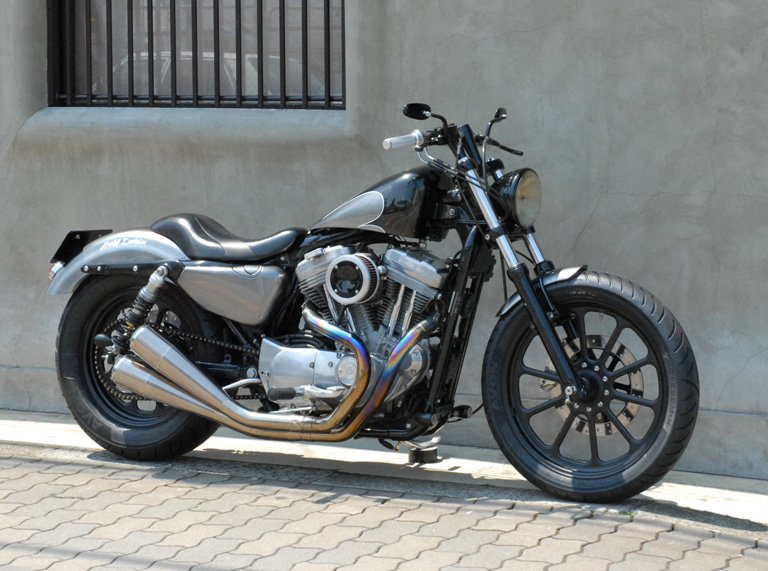 DUECILINDRI: Sportster by Tramp cycle