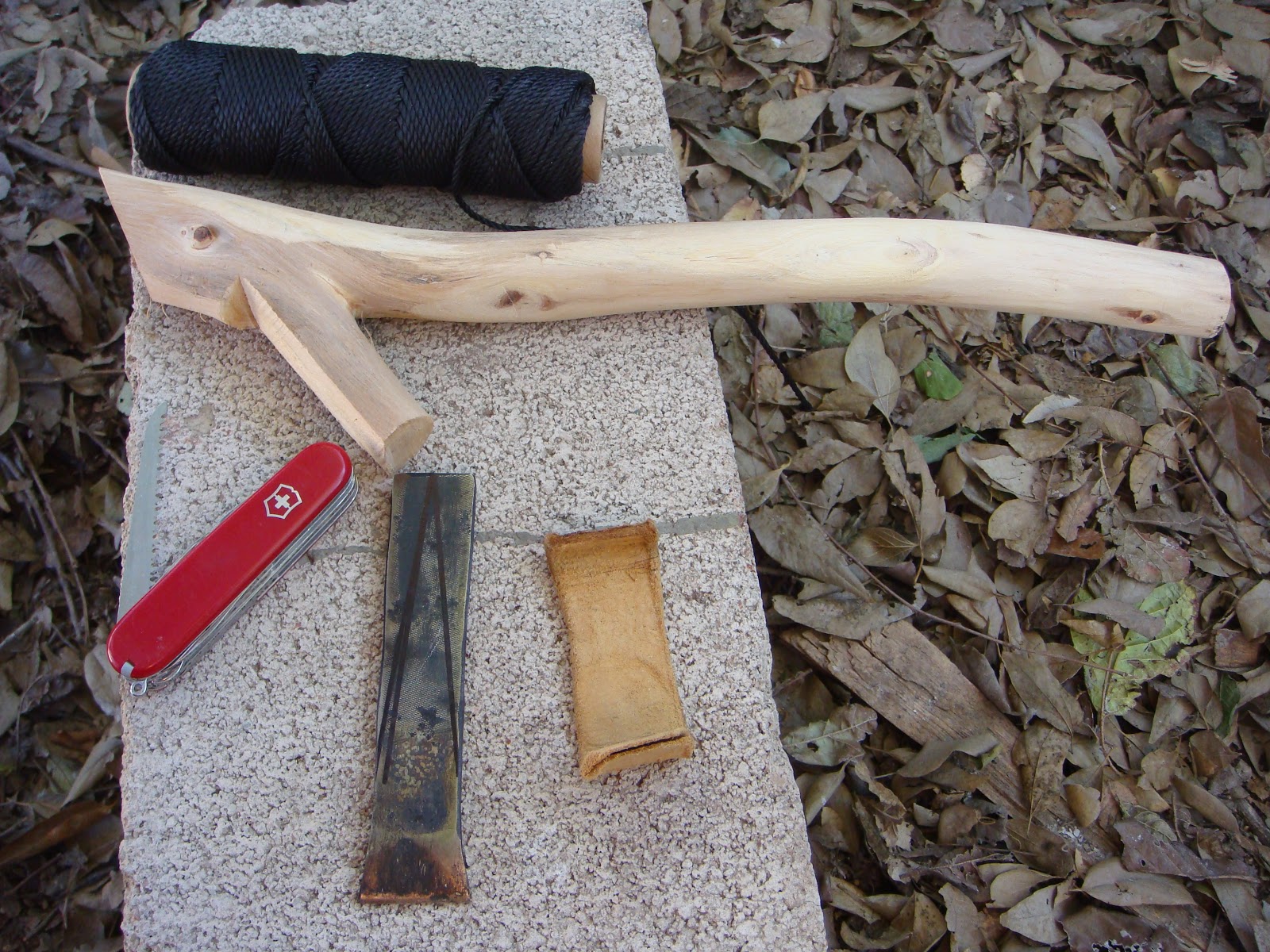 Woods Roamer: The Pocket Adze