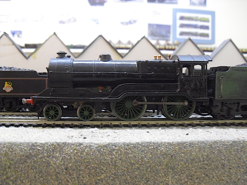 THE BRITISH RAILWAY STORIES LTD: "Thompson D Class 4-4-0, The Morpeth ...