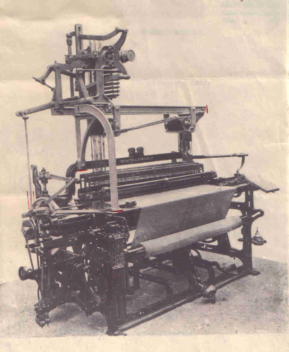 warp 'n woof: the dream machine: the hattersley domestic loom