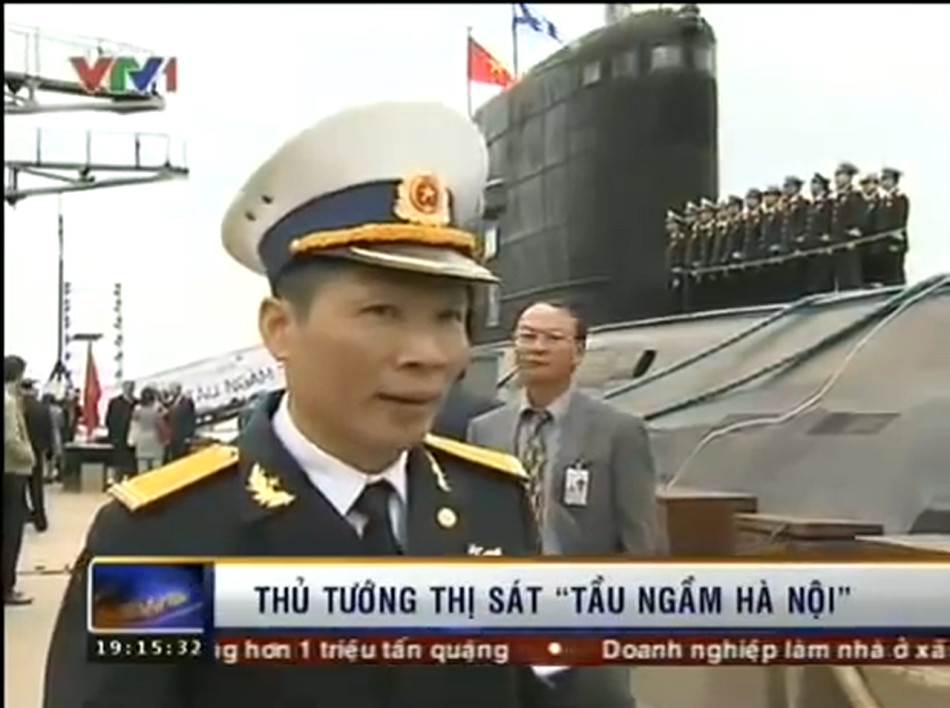 Asian Defence News: A look inside Vietnam's Kilo class Submarine - Ha Noi