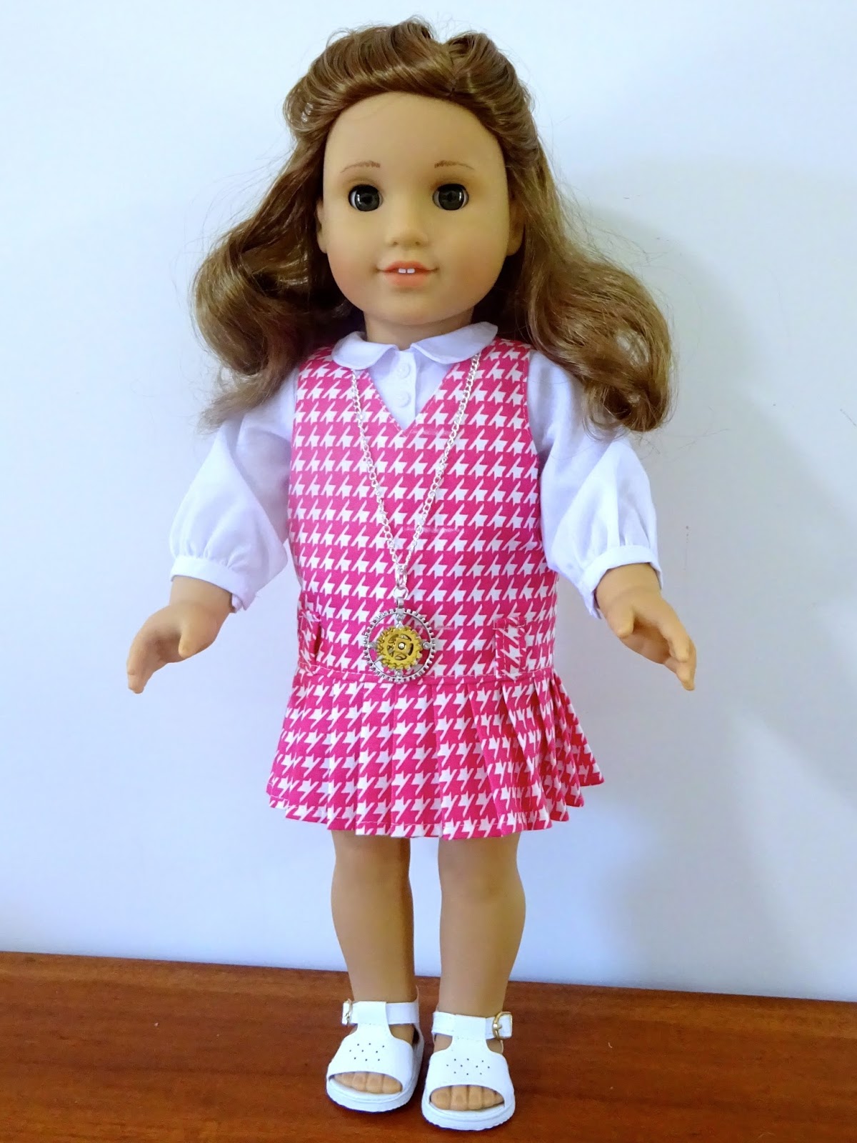 Doll Clothes Patterns, Patchwork and Quilting and Life: Pretty Pleats a ...