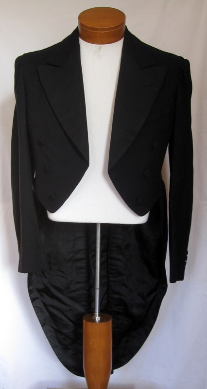 An Affordable Wardrobe: Brushing Off My Tails....