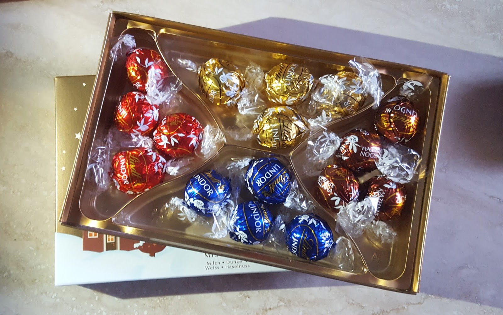 Muttis Produkttest Blog: Lindt Lindor Gold Weihnachtssortiment