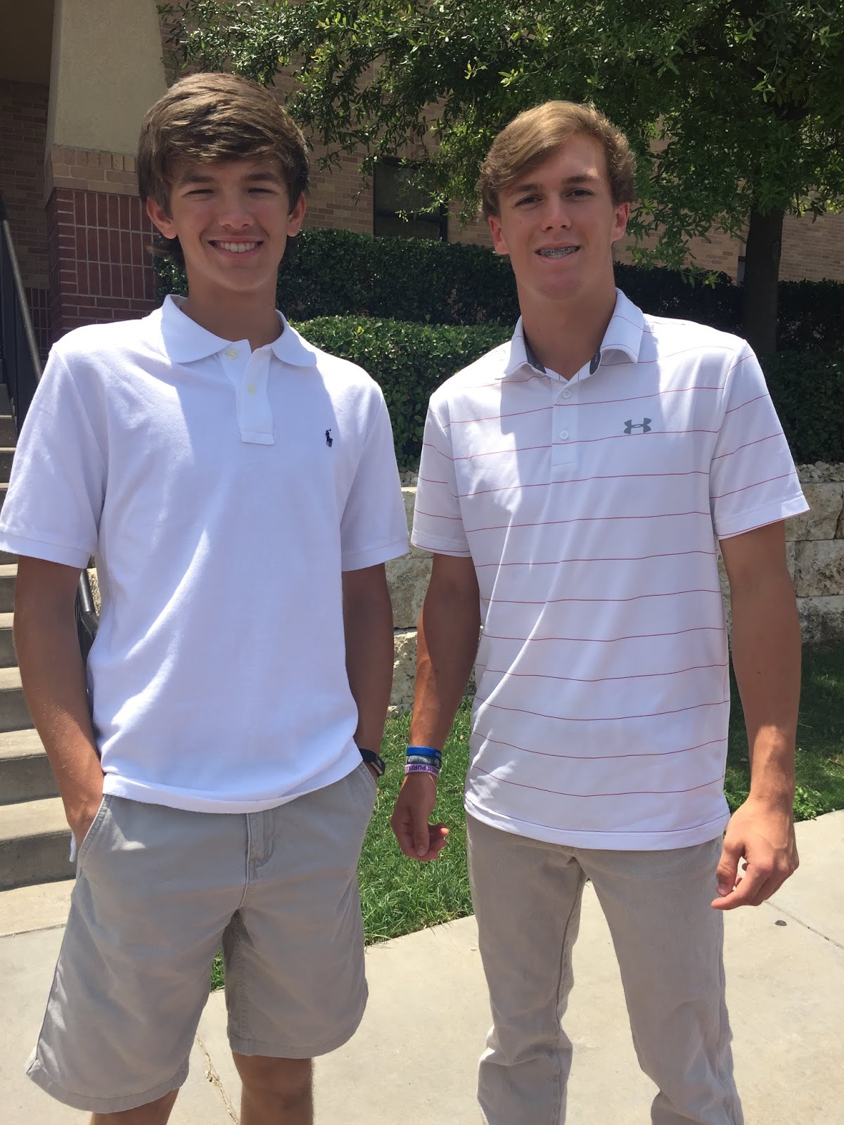 Trendy Mindy and Her Loves...: Walker & Jared Twin Day