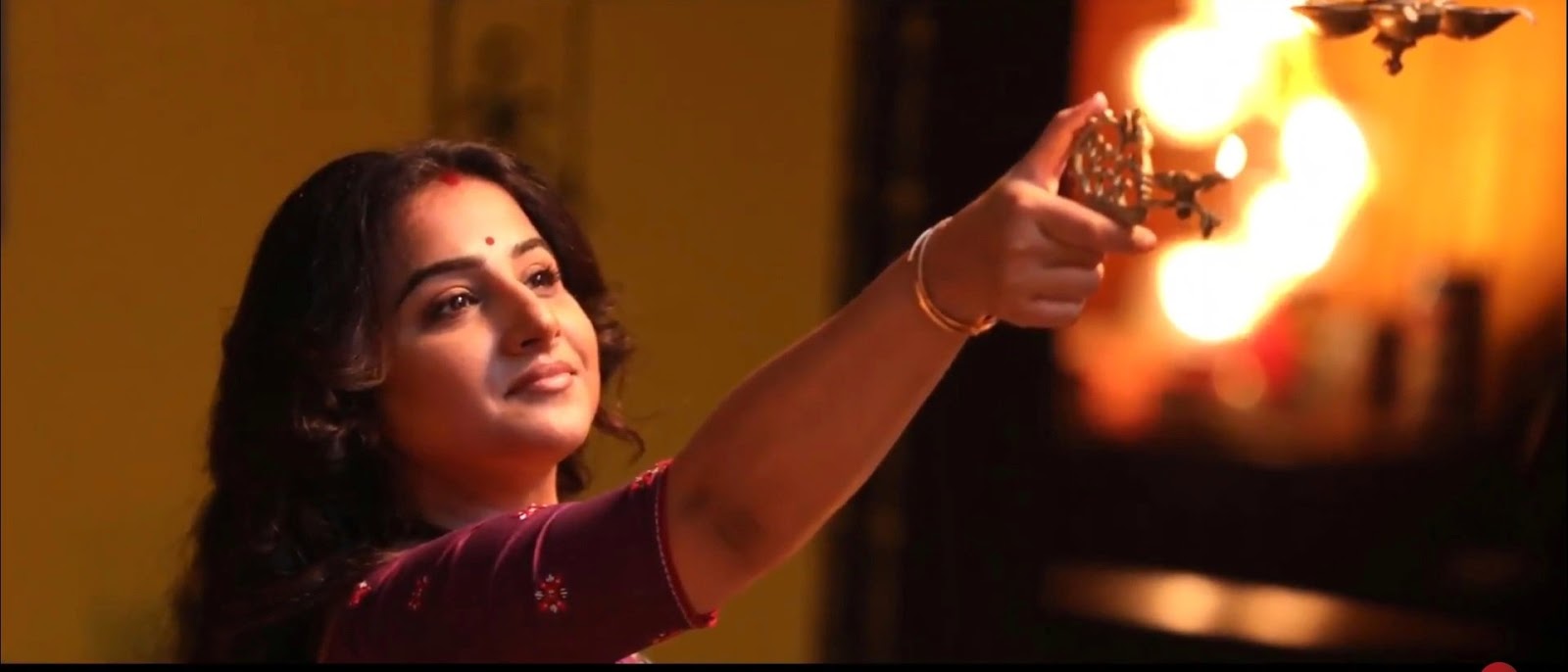 Thala Ajith And Vidya Balan Romantic Stills From Nerkonda Paarvai Movie