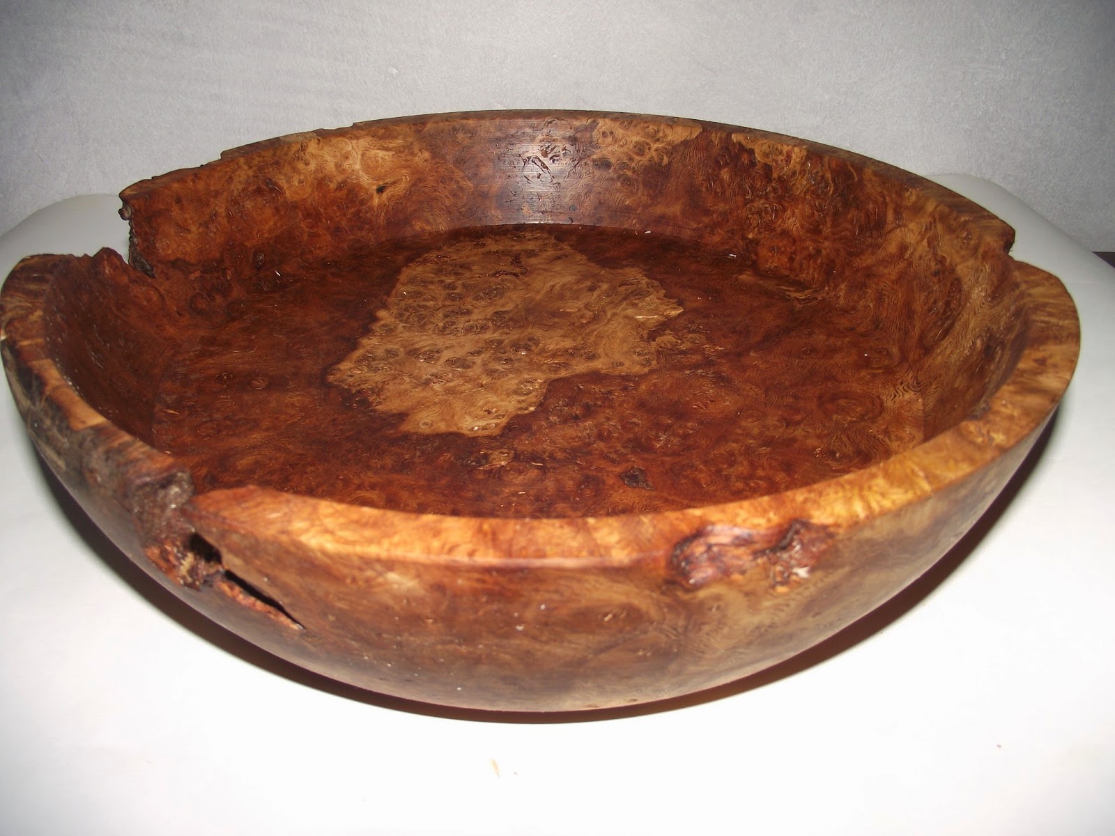 GEPETO - Tourneur sur Bois: UNE LOUPE DE CHENE