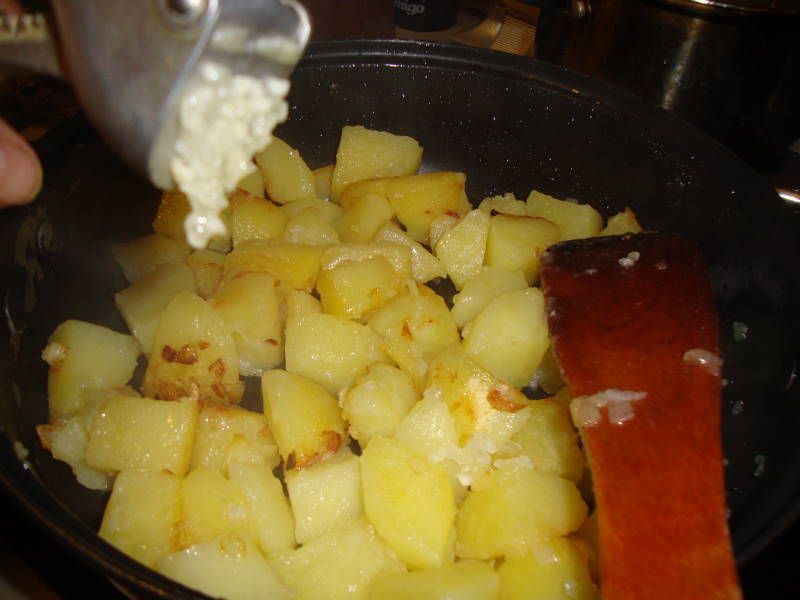 Cartofi aburiti, inabusiti sau taranesti