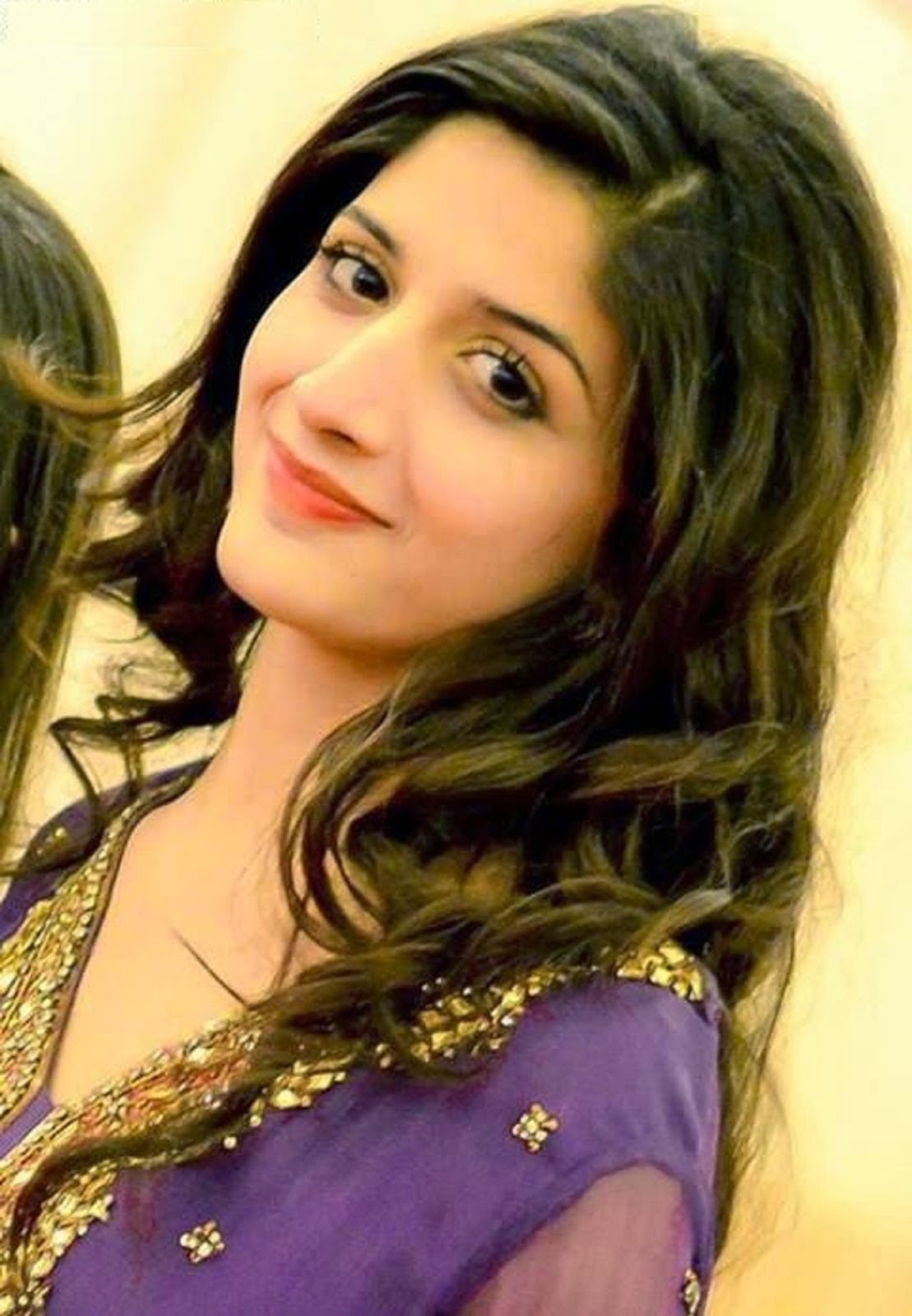 Latest Fashion & Styles.: Pakistani Super Model Mawra Hocane Todary ...