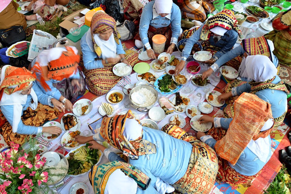 SERUIT LAMPUNG ; TRADISI DAHULU DAN KONDISI MASA KINI. ~ DUNIAINDRA