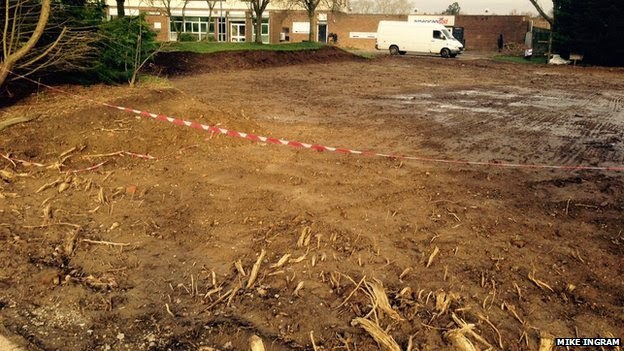 Portable Antiquity Collecting and Heritage Issues: 1460 Battlefield ...