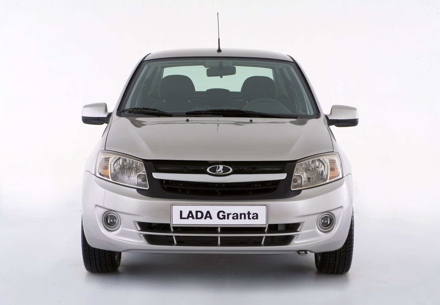 MotorDicas: Granta, o Logan da Lada