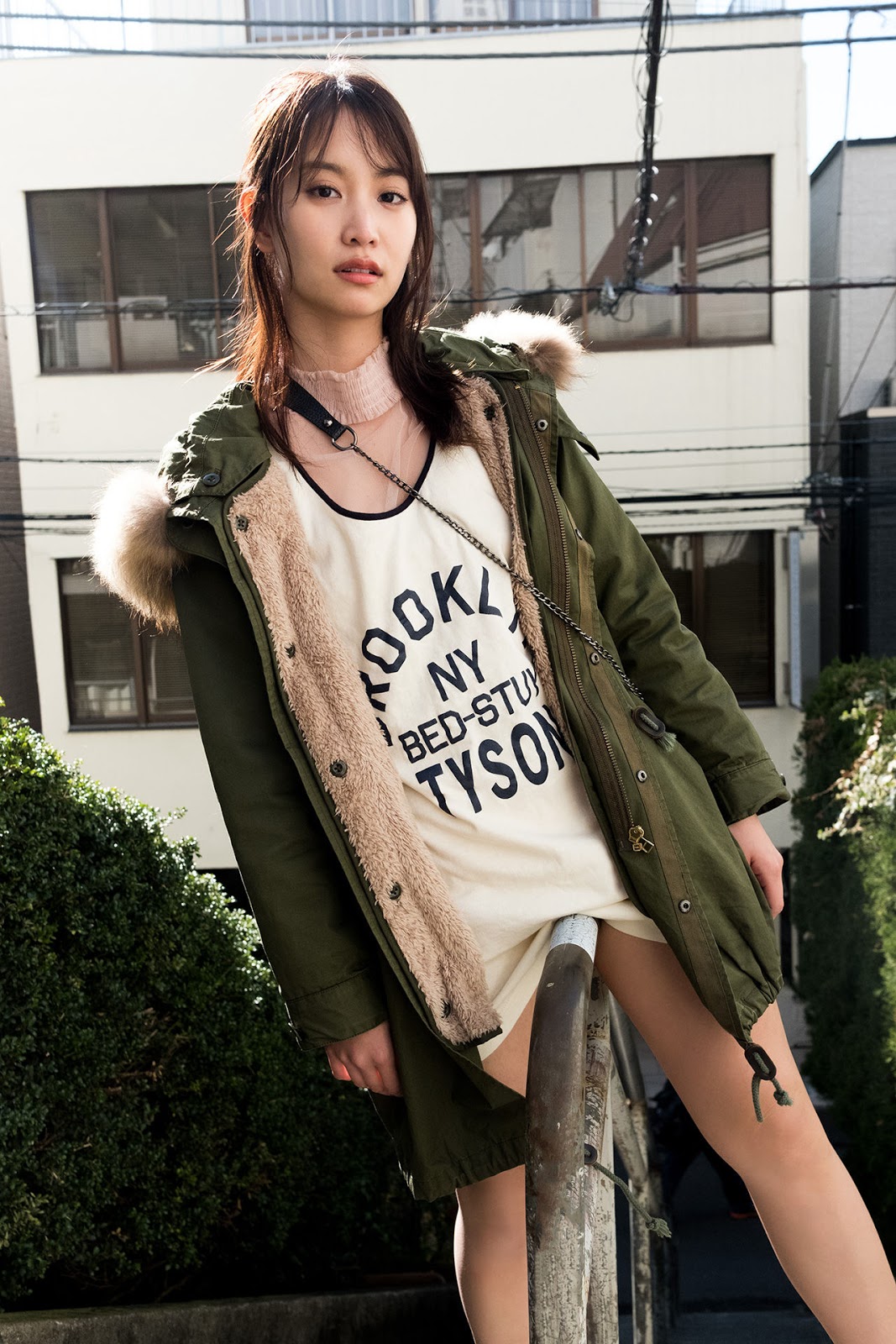 Nao Kanzaki and a few friends: Mariya Nagao: Flash photobook "Himegoto ...