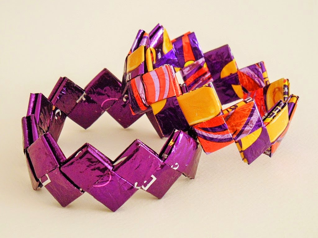 Esselle Crafts: Candy Wrapper Bracelets
