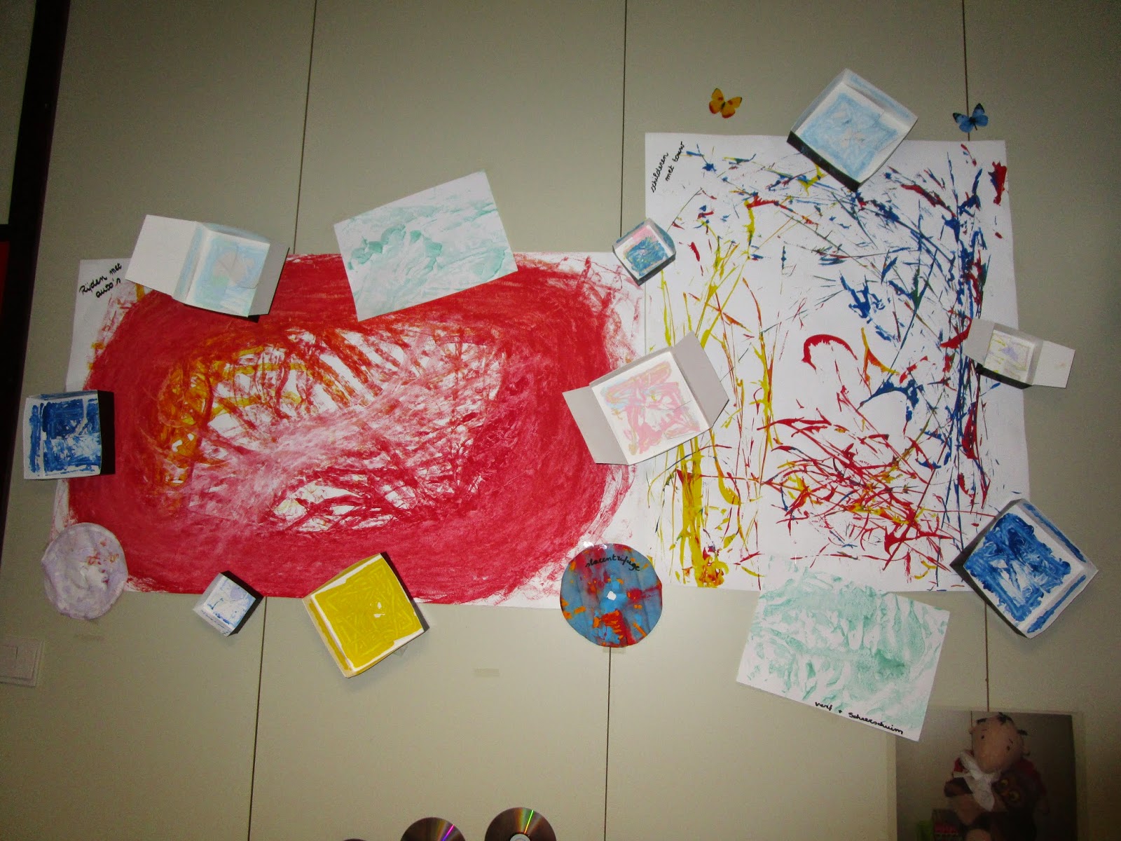 vriendjes van Jules: schilderen met de handjes met verf en scheerschuim ...