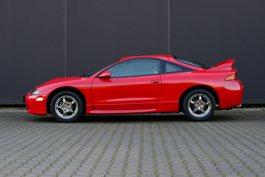 NUEVE COUPÉS QUE PUEDES COMPRARTE PARA PRESUMIR DE CLÁSICO A CORTO ...