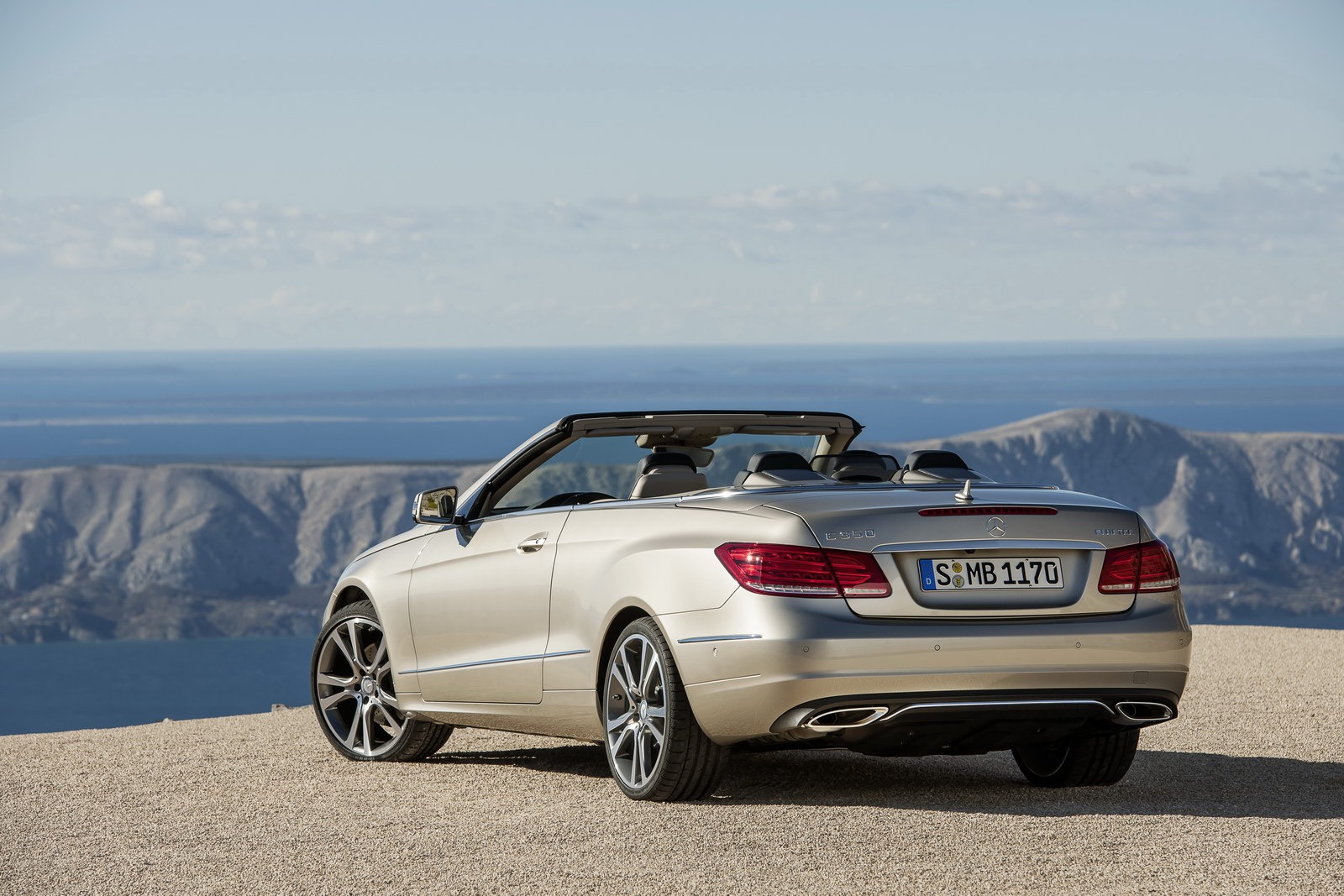 Nancys Car Designs: 2014 Mercedes-Benz E-Class Cabriolet