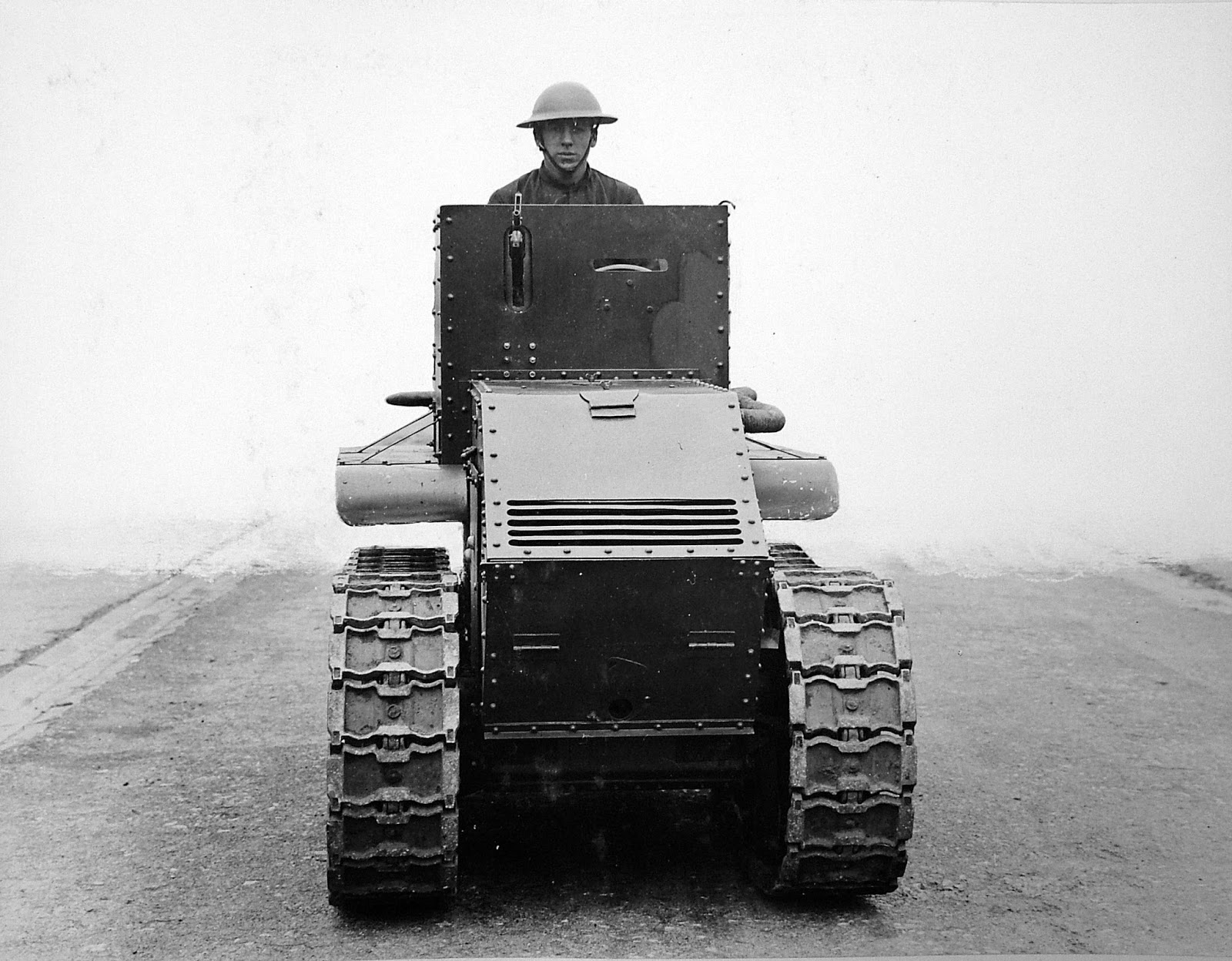 Interwar Tank Development: Morris-Martel one man tank, 1926