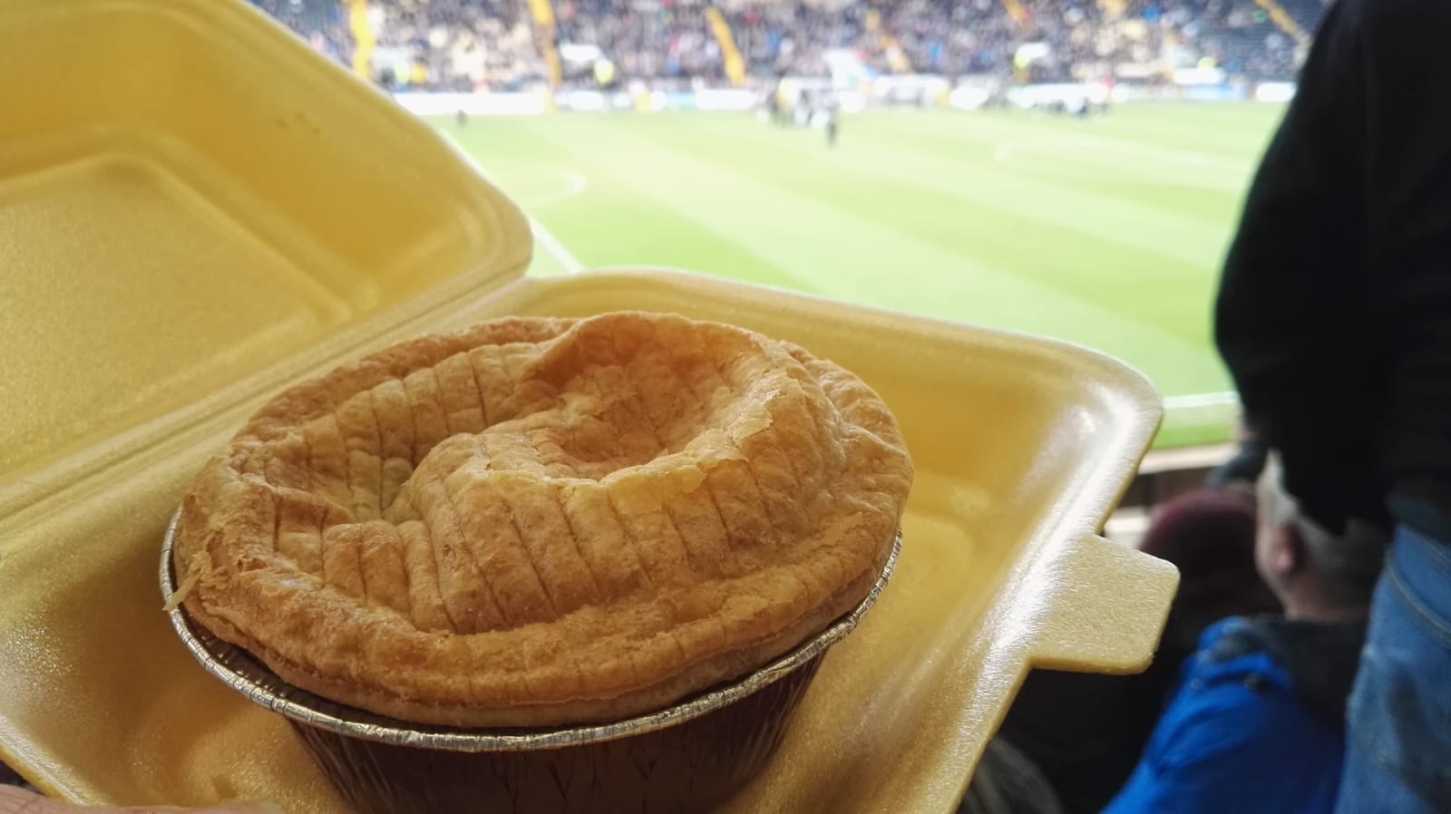 Pierate - Pie Reviews: Football Pie: Nott a Bad Effort