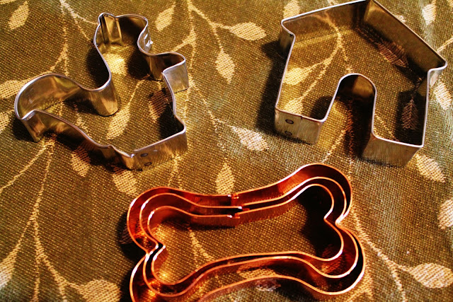 Pictures & Pawprints: Sugar Paws