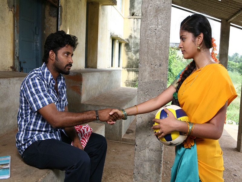 Attakathi Movie Stills | Gallery | 123cinegallery