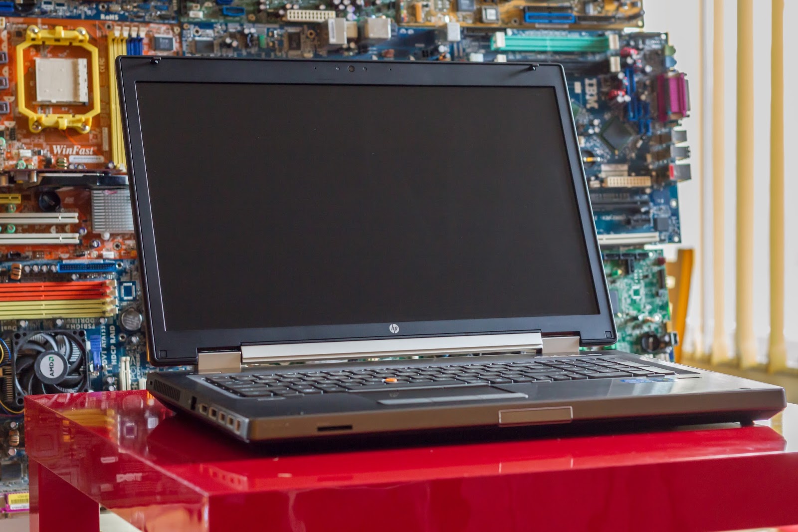 HP Elitebook 8760w - графична станция за професионалисти | Retro-PC ...