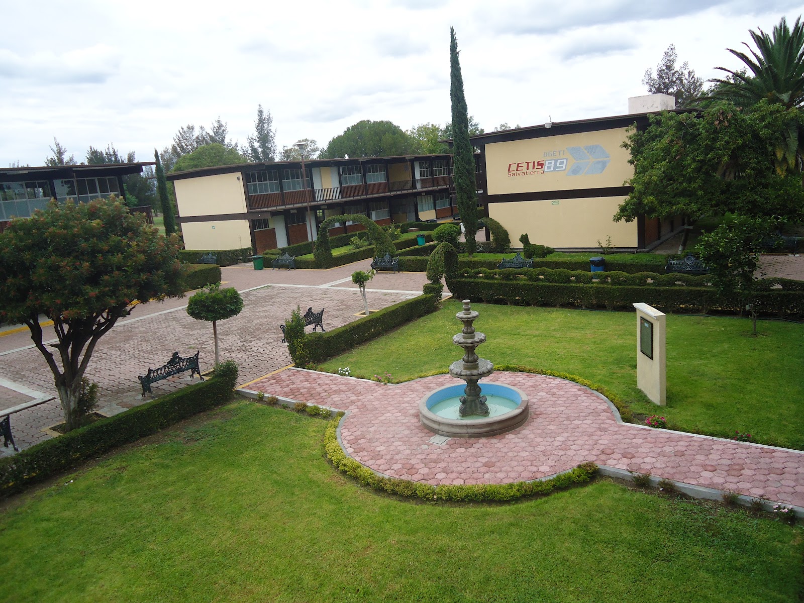 LA ESCUELA DEL NIVEL MEDIO SUPERIOR: LA ESCUELA DEL NIVEL MEDIO SUPERIOR 89