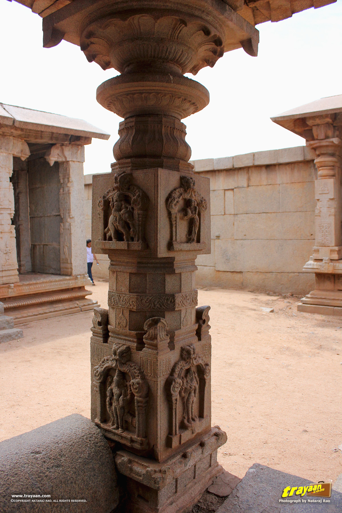 Hampi - Remnants and ruins of glorious Vijayanagara - Part 4 - Trayaan