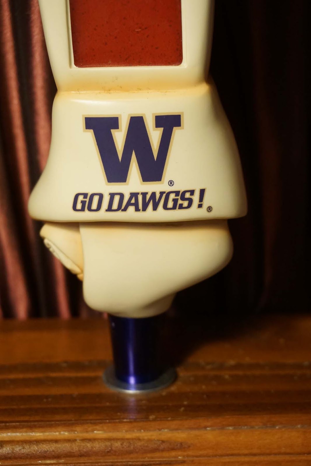 Tap Handle #530: Redhook - ESB