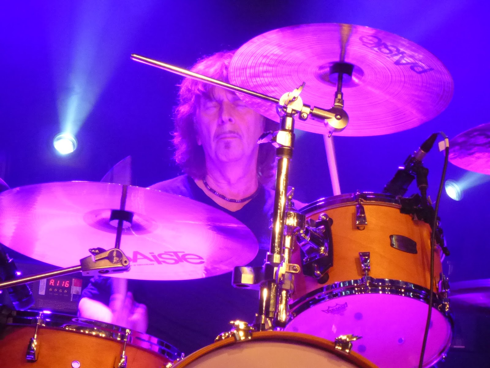 MikesSeite.de: Manfred Mann's Earth Band - live in Worpswede