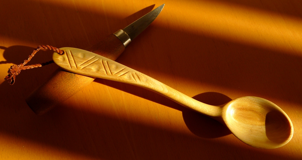 WOODEN SPOON INSPIRED FROM NATURE: o lingura de lemn