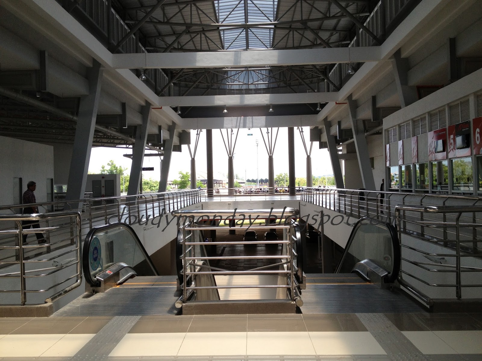 cloudymonday: Terminal Sentral Kuantan