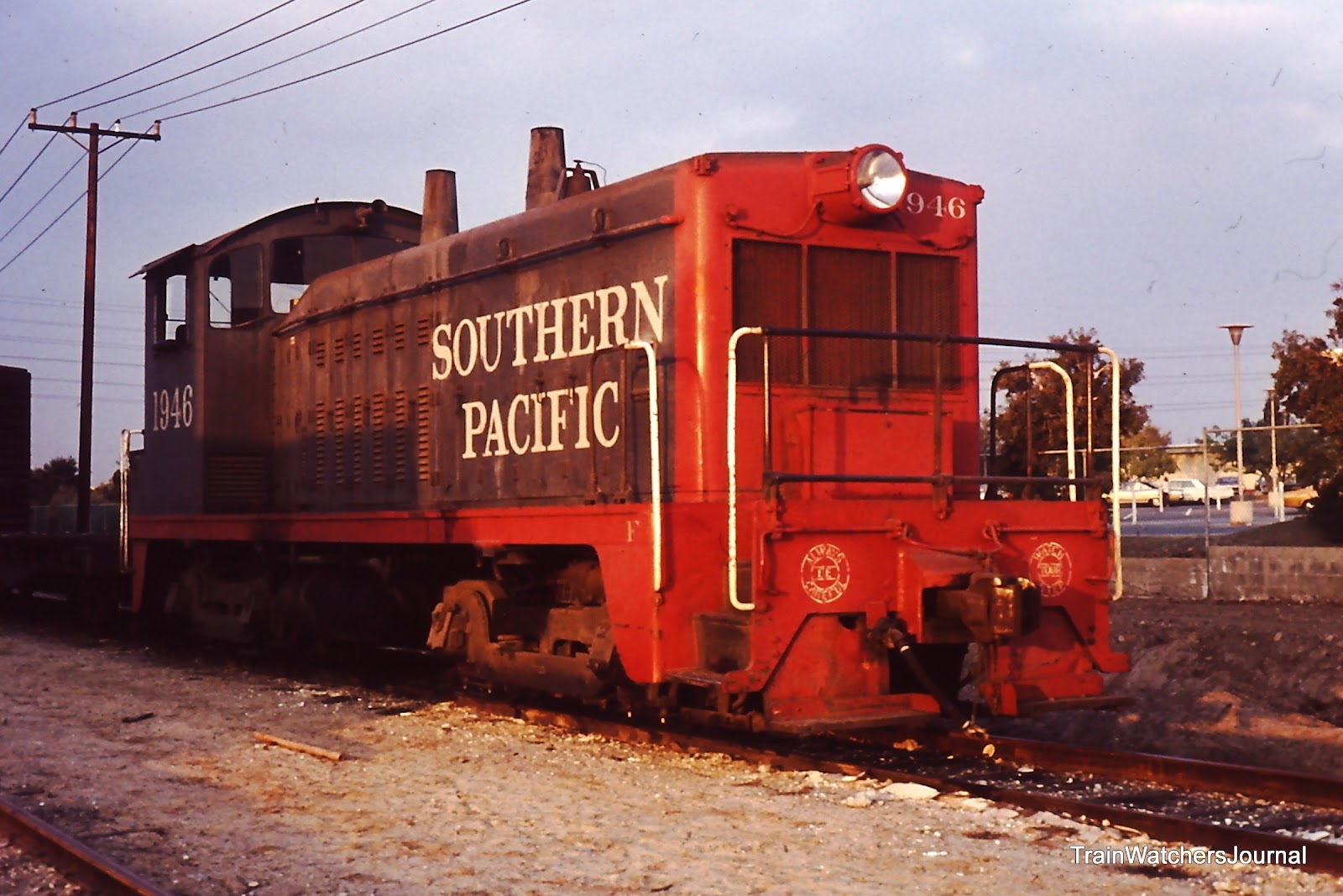 TrainWatchersJournal: Antiques Roadshow - SP NW2 at Smeltzer, California