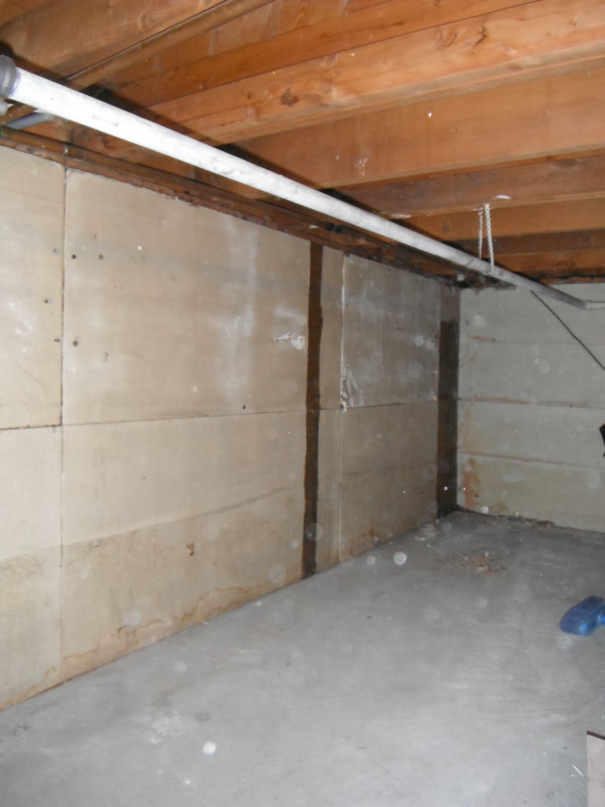 Jacobson Construction: Fun in the Crawl Space