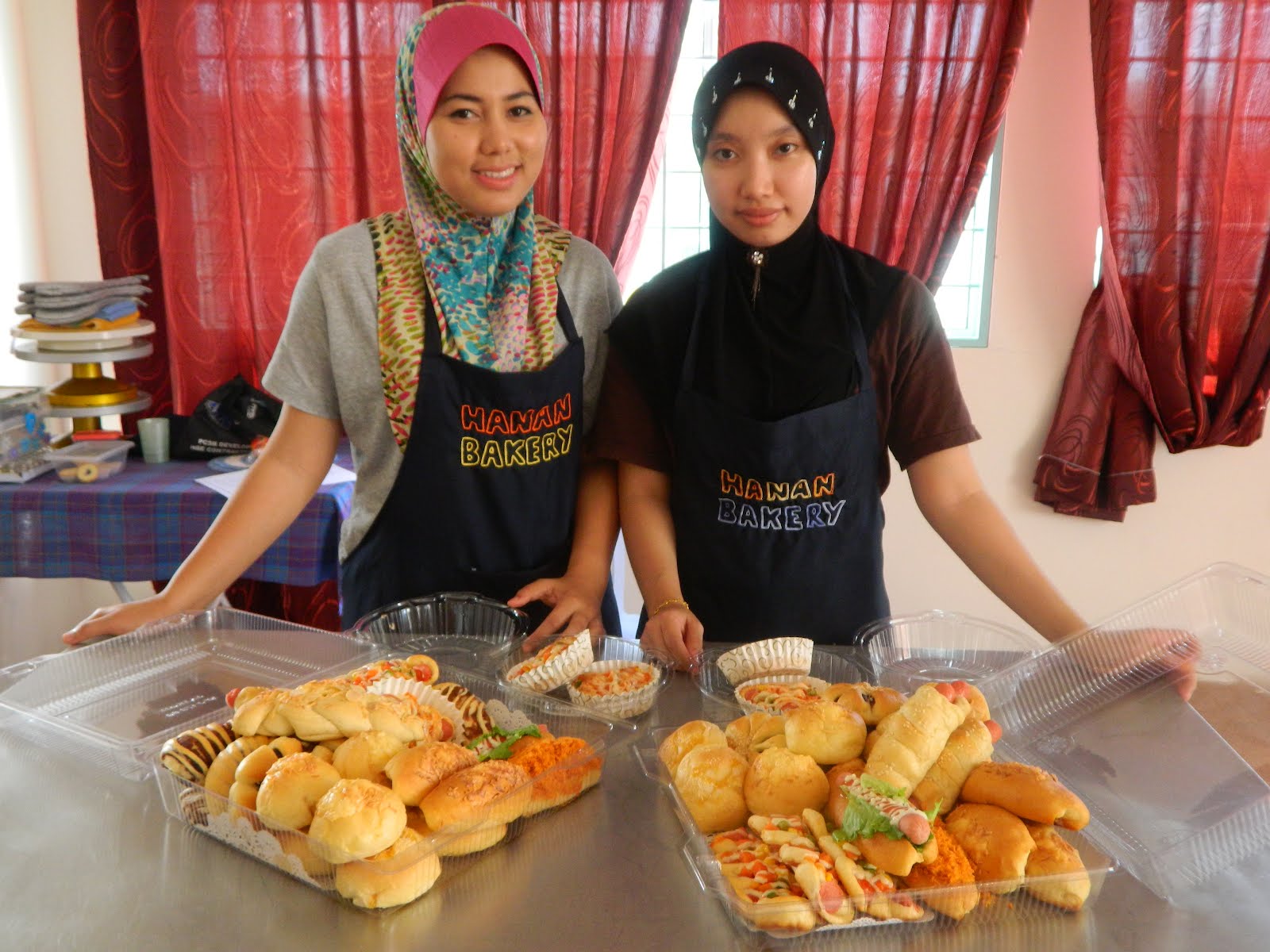 Hanan HOMEBASE Bakery: KELAS ROTI ( SWEET BUN )