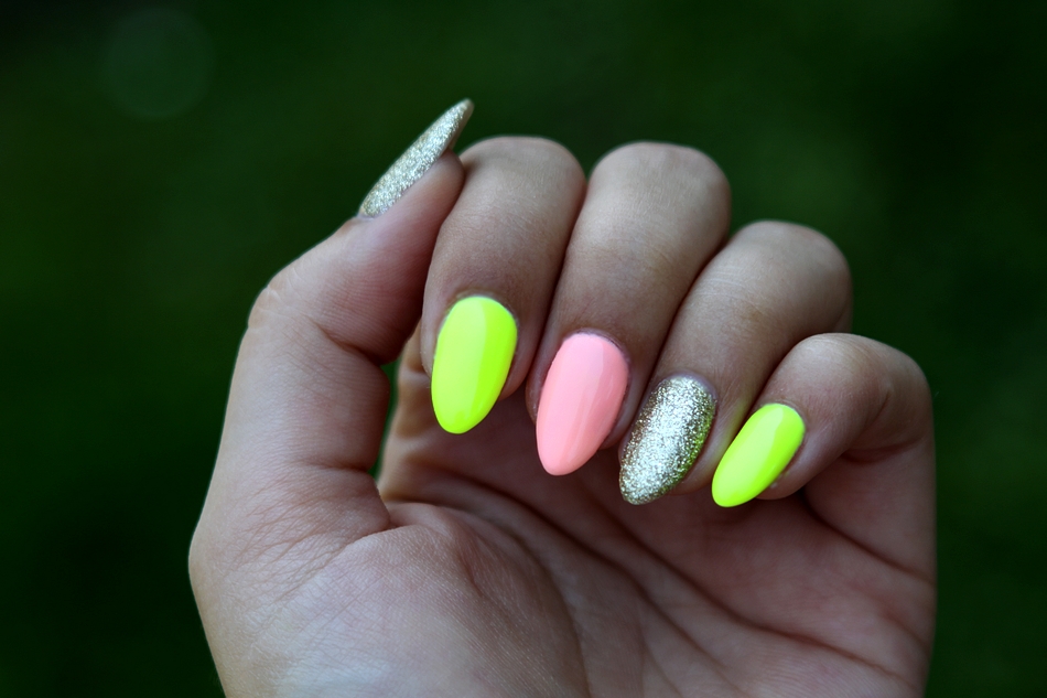 Semilac: Summer Nails
