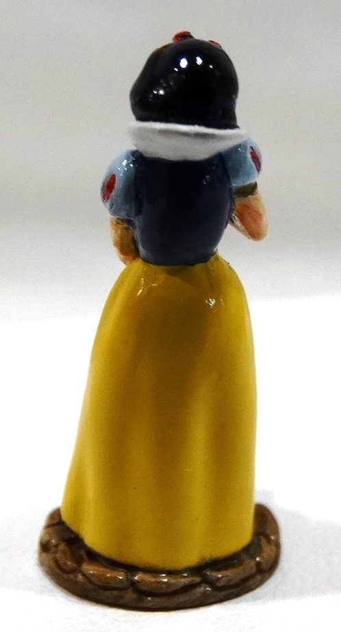 Filmic Light - Snow White Archive: WDCC "Enchanted Places" Miniature ...