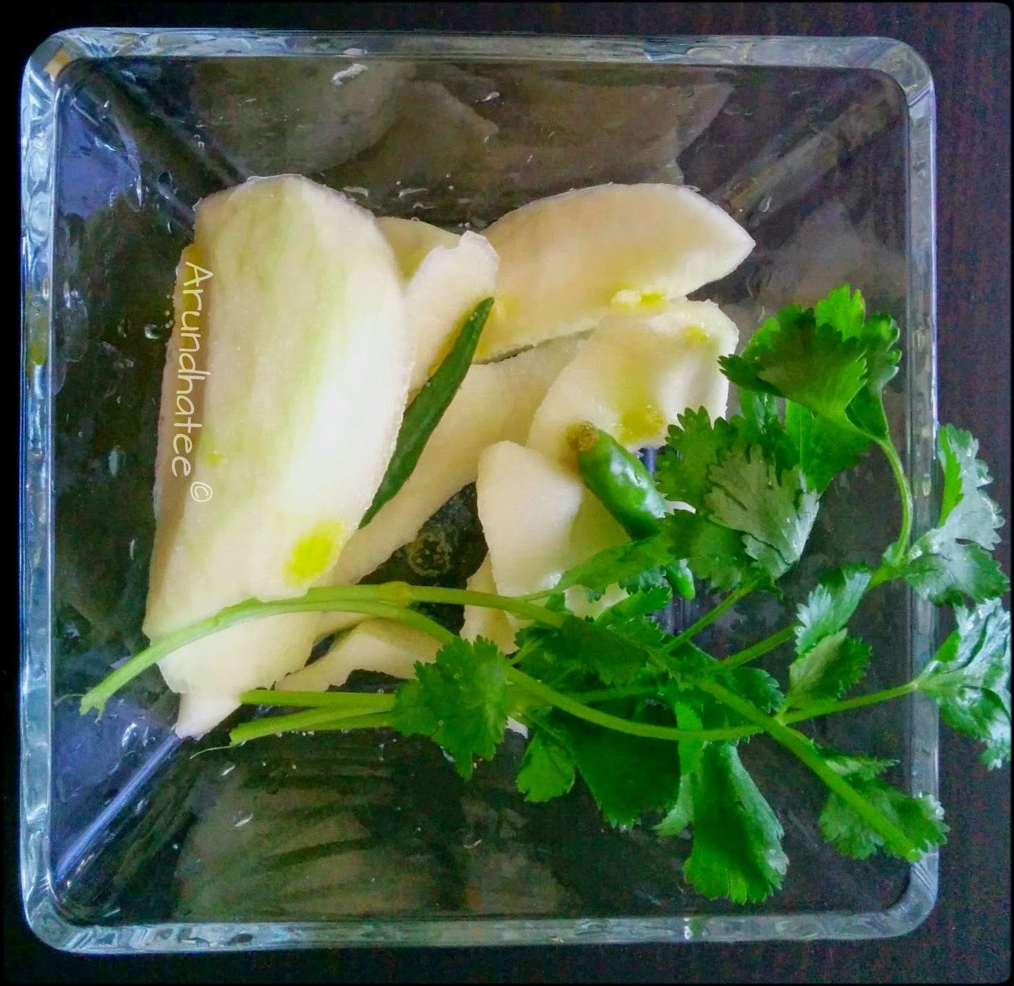 Discovering me: আমৰ টেঙাঁ (spicy-tangy smashed raw Mango) and some ...