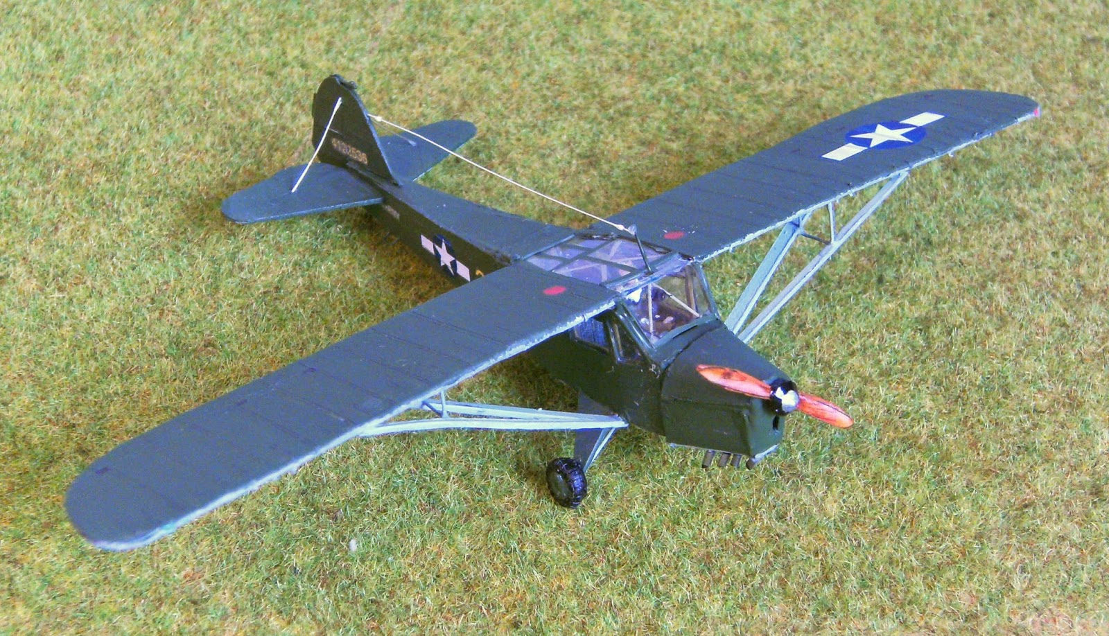 Happyscale-Modellbau: Taylorcraft L-2 U.S. Army 1/48 & 1/72