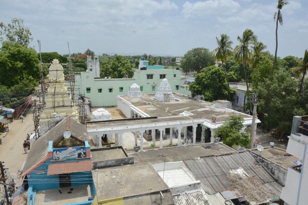 Tamilnadu Tourism: Karivaradharaja Perumal Temple, Kalavai, Vellore