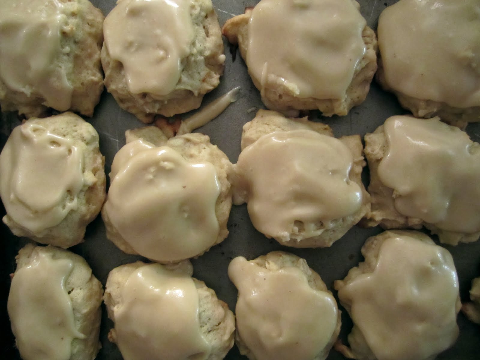 .: Banana Cookies with Brown Sugar Frosting