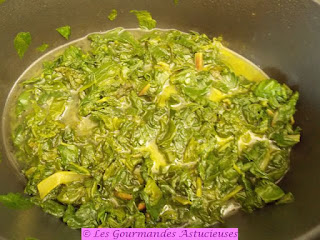 Cornets d'Arroche aux riz, blettes, roquette, capucine et sauce ...