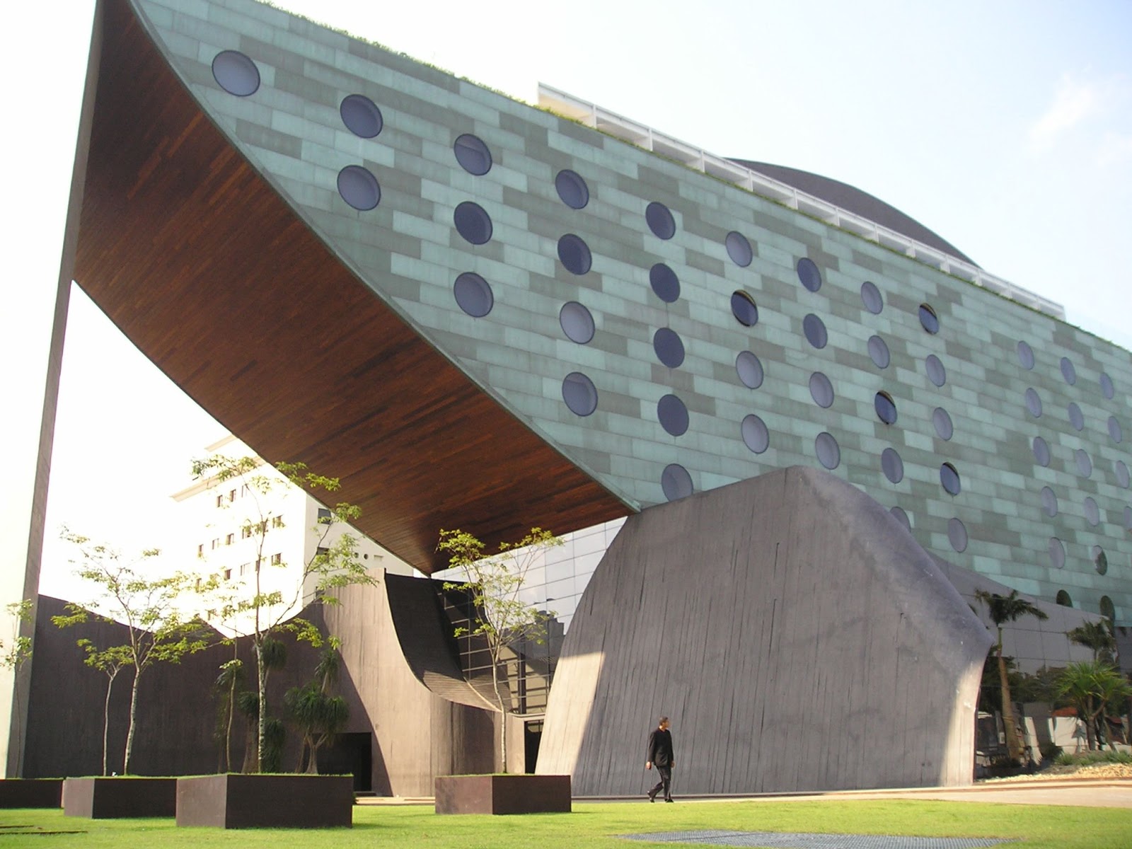 The Local Global World with Peter Wik: Unique Hotel, Sao Paulo, Brasil