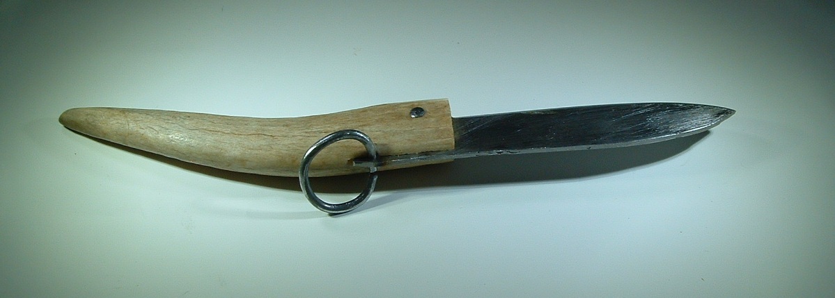 A Woodsrunner's Diary: More on Clasp Knives.