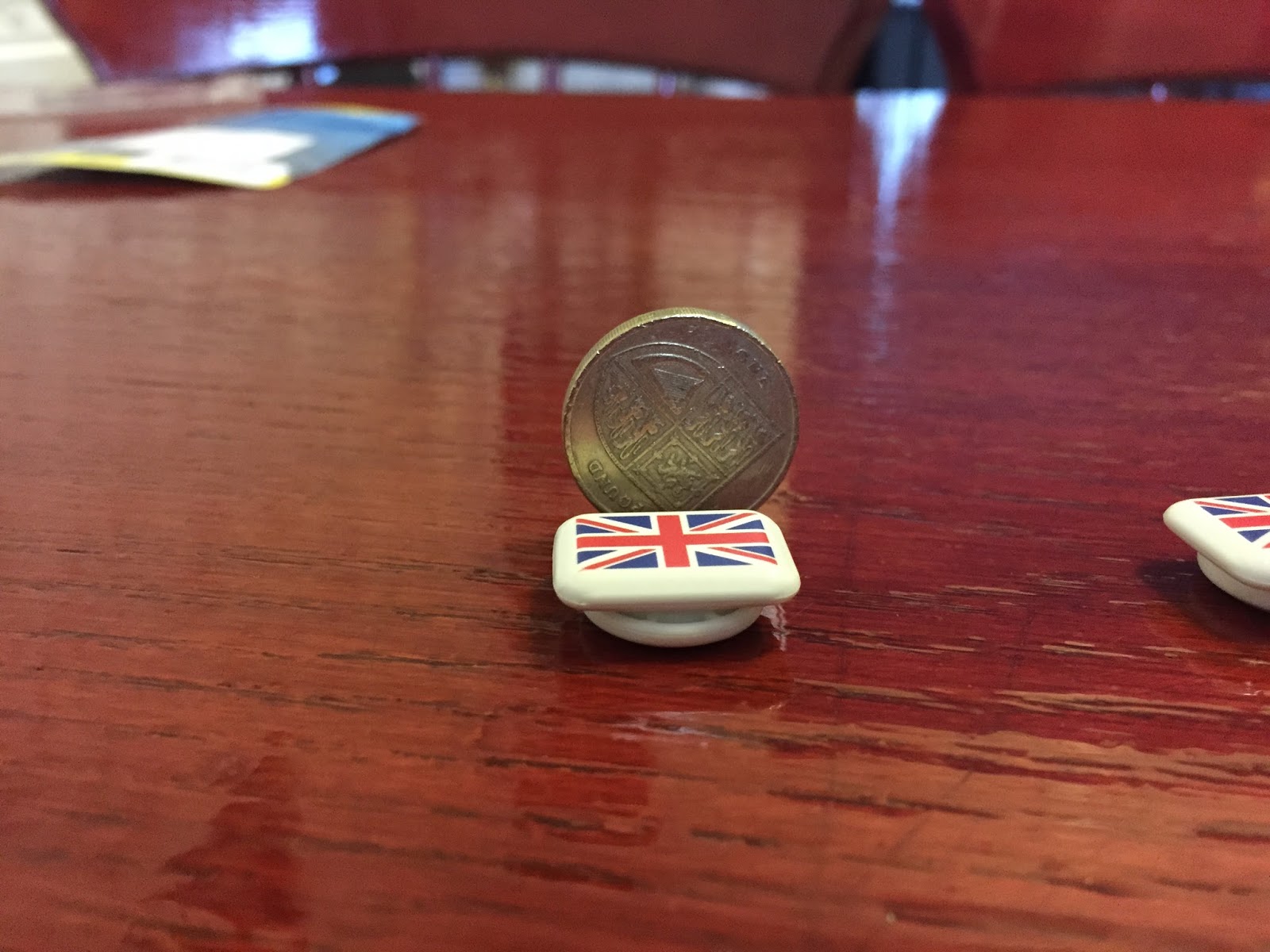 @Exercise_gear: BIBBITS: magnetic race bib holders