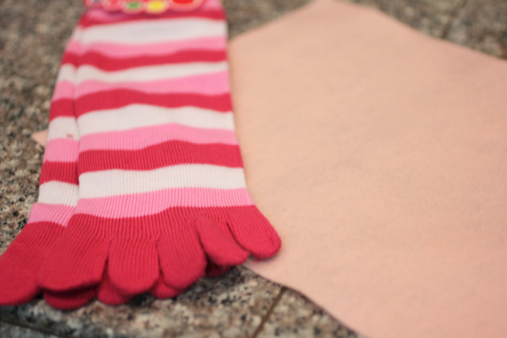 This Little Piggy Toe Socks - Repeat Crafter Me