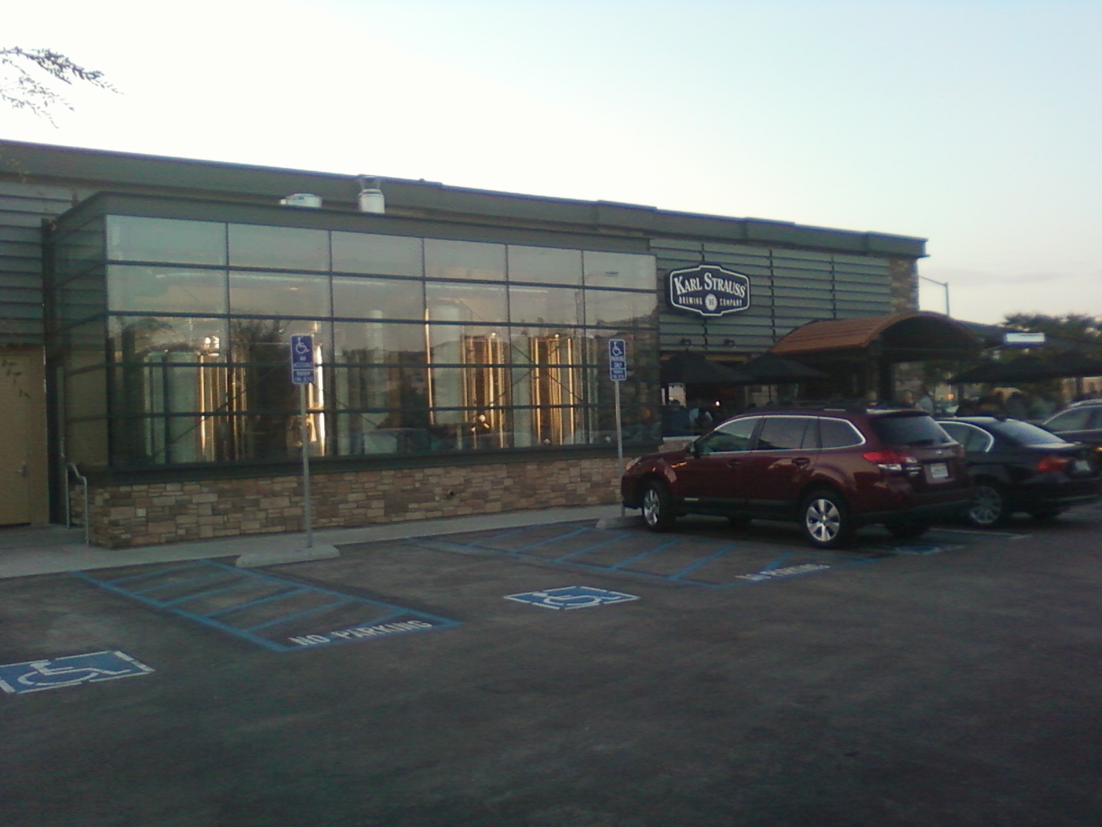 The Hop Daddy's Beer Blog: The Brewery Project: Karl Strauss 4S Ranch