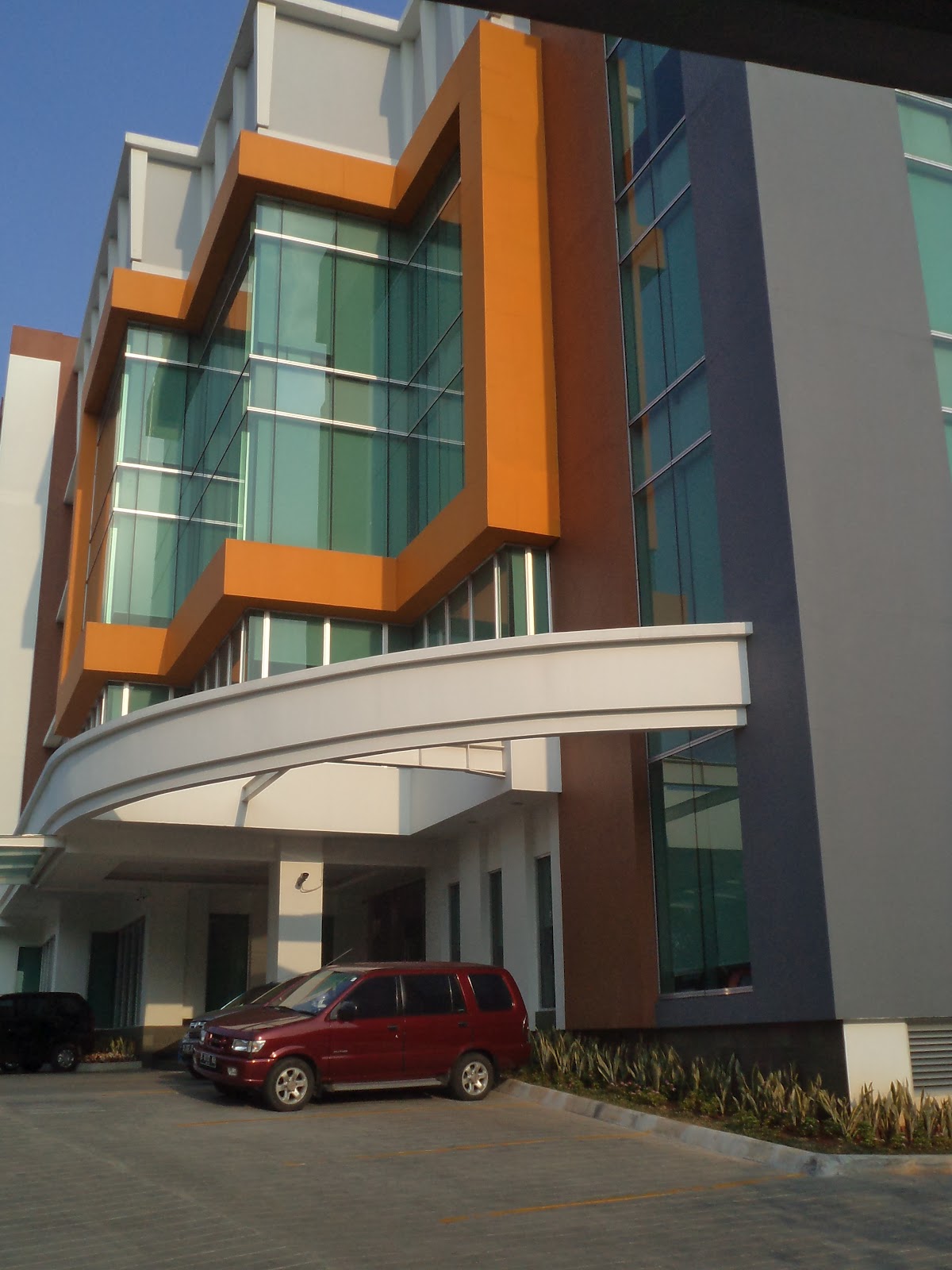 BUILDING PROJECT MANAGEMENT: PT ANEKA USAHA UNGGUL