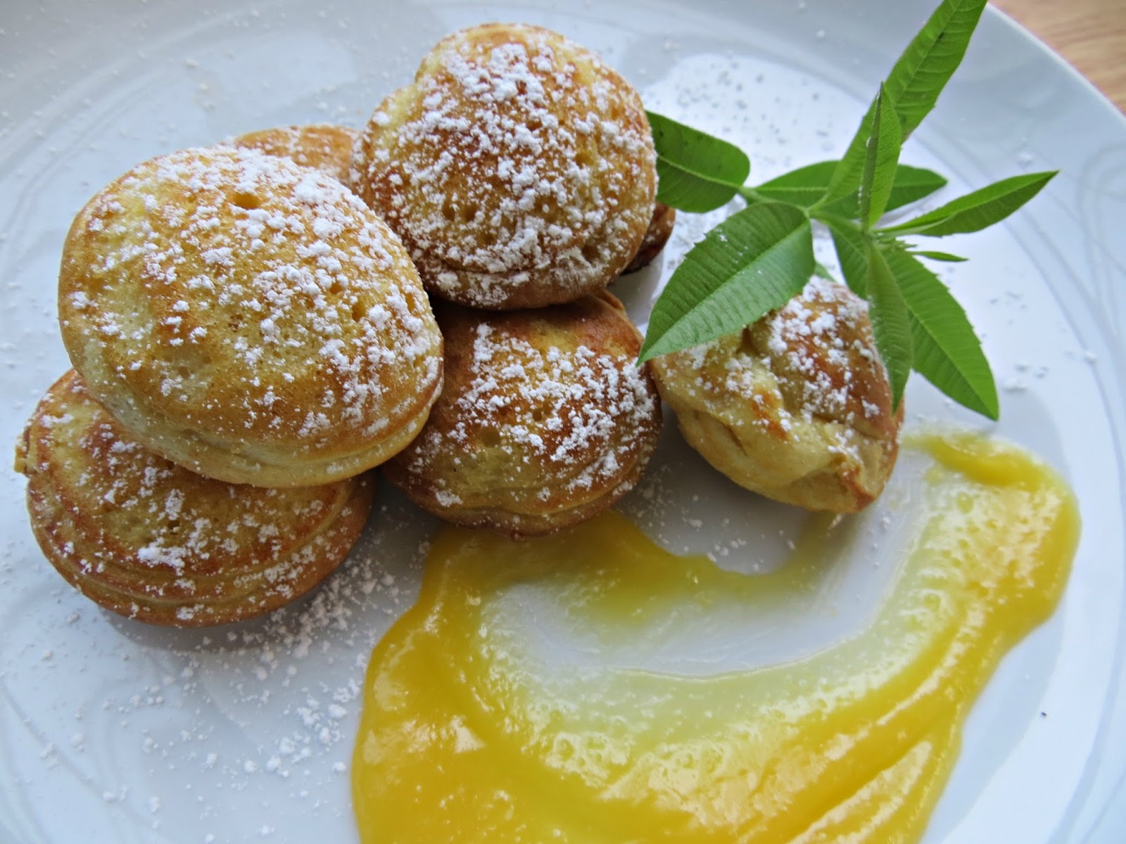 Lemon Curd Ebelskivers